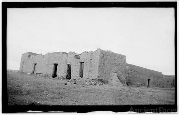 5. Historic American Buildings Survey, Marvin Eickenroht,...