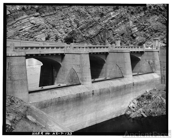 133. VIEW OF RIGHT (WEST) SPILLWAY GATES, FACING WEST....