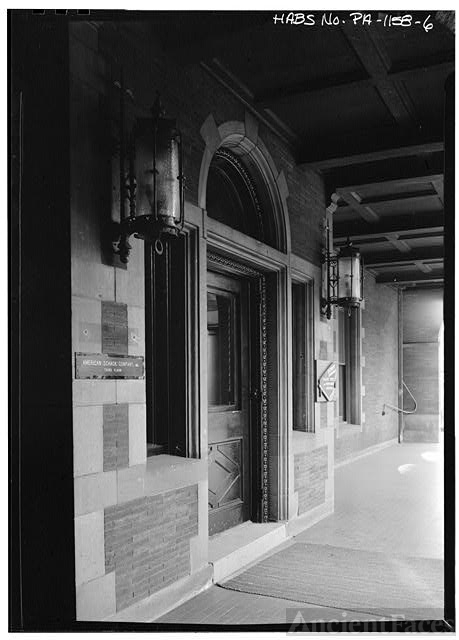6. OBLIQUE VIEW, ENTRANCE DOOR WITH LAMPS - Byers-Lyons...