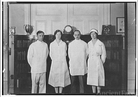 Dr. Oden, office and residence. Dr. Oden's office staff