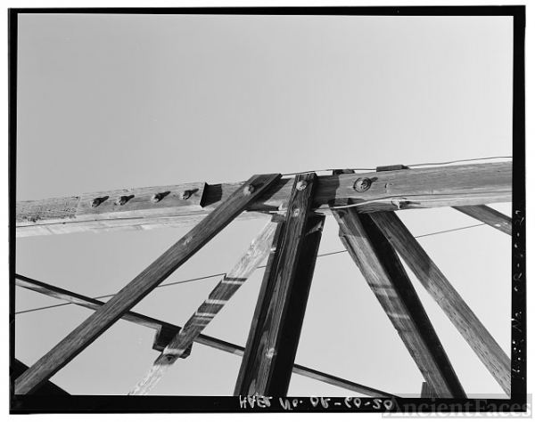 20. DETAIL, TYPICAL LEG CONNECTION, CROSS BRACING AT LEG,...