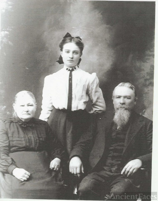 Barbara Michael & John W. Toban With A Daughter