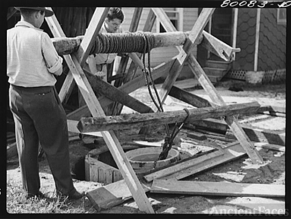 Culvert ready for lowering. Long well project, Saint...