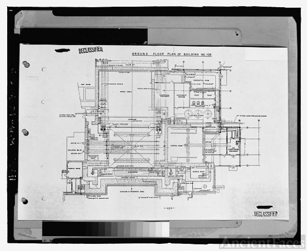 4. A diagram of the floor plan of B Reactor's main floor....