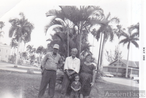 Terry Lee Ament (born 1959) - Biography and Family Tree | 2 Memories, 7 ...