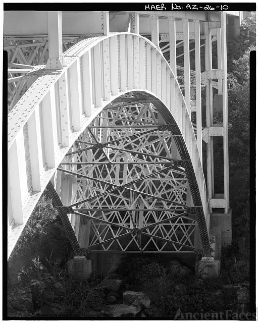 10. DETAIL OF ARCH RIB AT CROWN, SHOWING RIB BRACING,...
