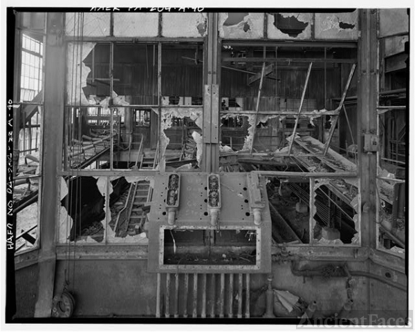 40. Control Booth for Conveyors to Railroad Cars...