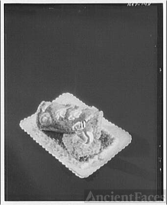 Colonial Ice Cream Co. Ice cream forms XIV