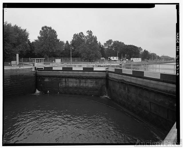 9. DOWNSTREAM SIDE OF UPPER MITER GATES. VIEW TO...