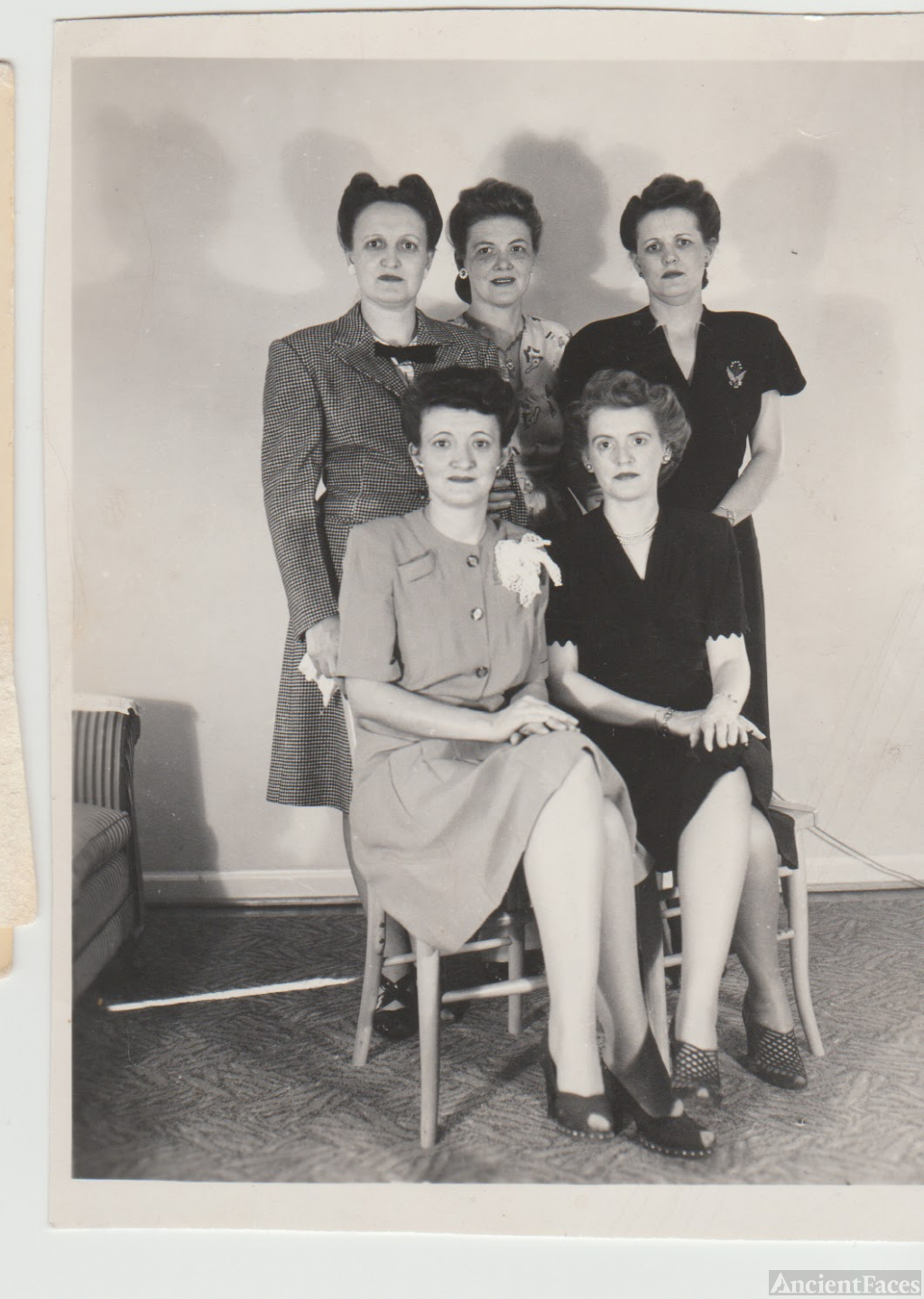 Helzer Sisters - Pauline, Bertha, Ann, Esther, and Emma