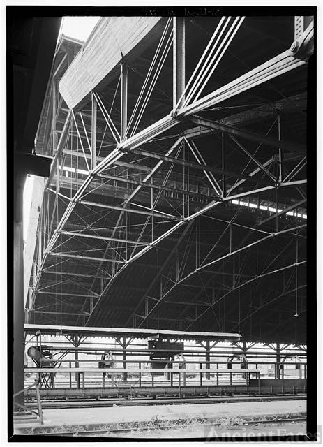 18. Train shed, detail of trusses - Union Station, 1001...