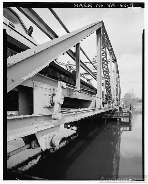 9. VIEW NORTH ALONG EAST FACE OF SWING SPAN - Walkerton...