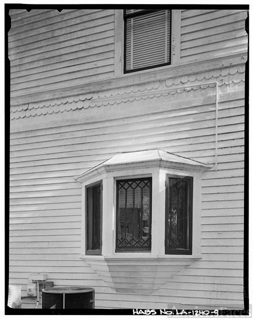 9. DETAIL OF SOUTH SIDE BAY WINDOW AND SCALLOPED WOOD...