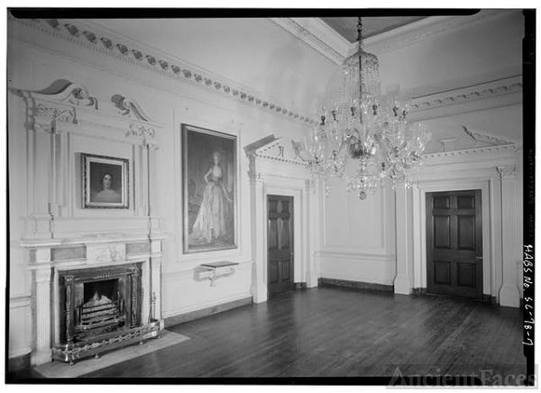 7. INTERIOR, SECOND FLOOR, BALL ROOM, SOUTHEAST CORNER