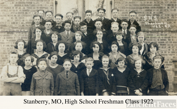 Stanberry, MO, HS Freshmen 1922