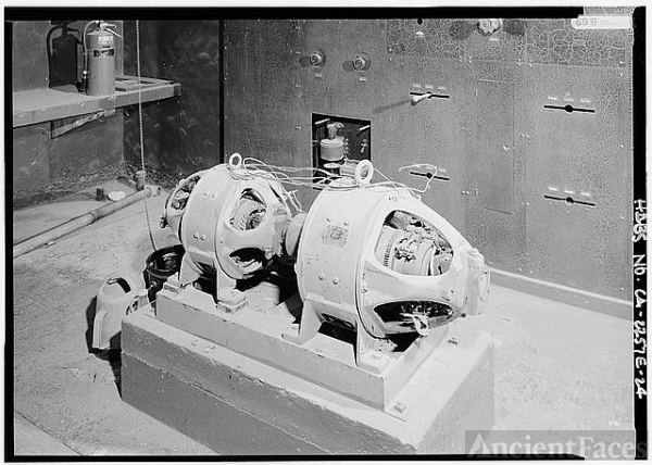 24. POWER ROOM INTERIOR, DC WESTINGHOUSE EXCITER UNIT...