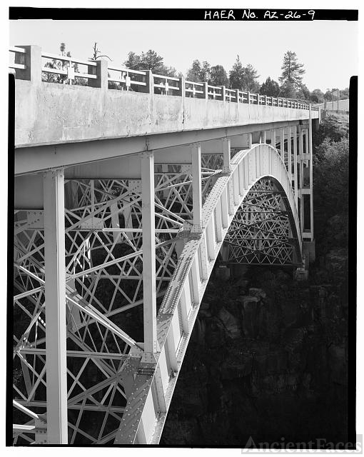 9. DETAIL OF ARCH RIB, SHOWING RIB BRACING, COLUMNS AND...