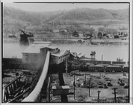 Mining. Mine above ground showing mining facilities, rail...
