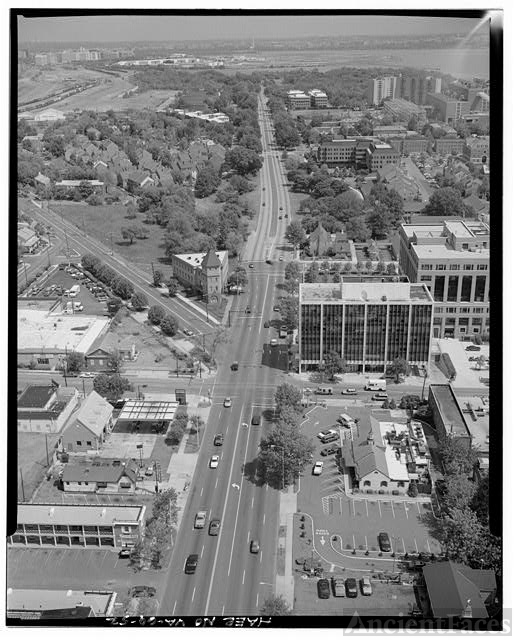 52. AERIAL VIEW OF ALEXANDRIA LOOKING NORTH. (WASHINGTON...