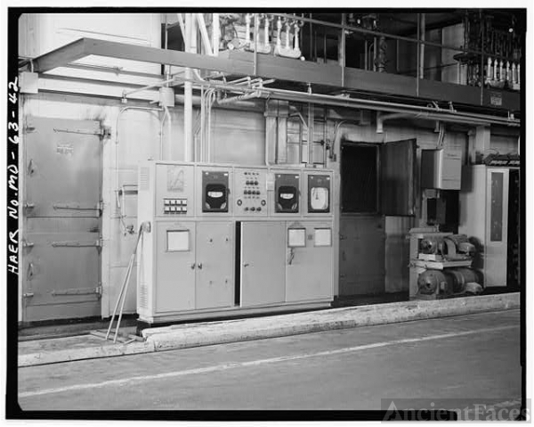 42. INTERIOR, LITHOGRAPHY DEPARTMENT SHOWING CONTROL...