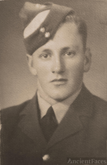 Mervyn Jack Mills (1923 - 1942) - Auckland | 1 Memory, 3 Family Members ...