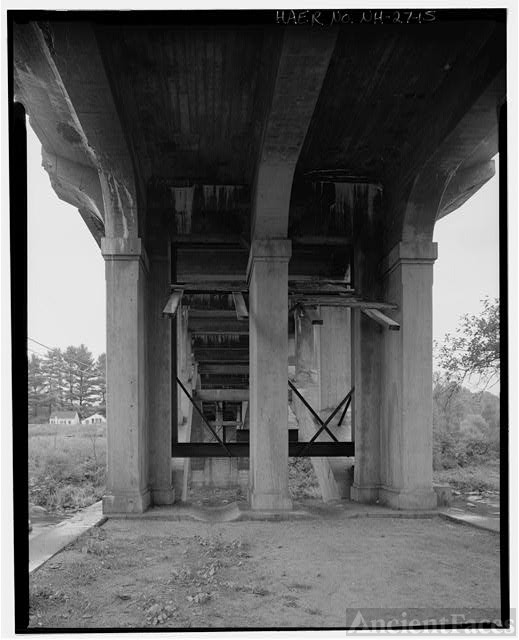 Approach span underside and pier at arch span abutment on...