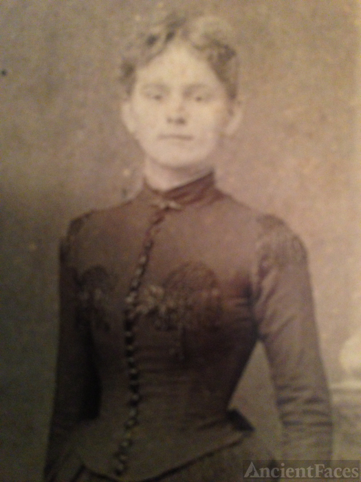 Alice Higginbotham close up