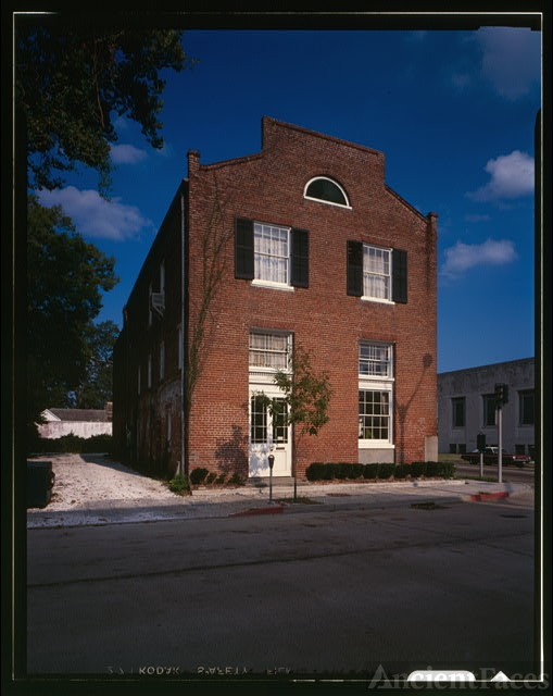 NORTH AND WEST FACADES - Louisiana State Prison Store,...