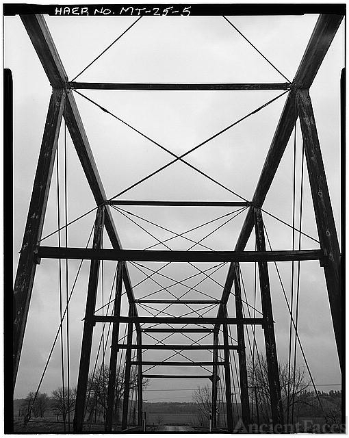 5. VIEW OF TOP CHORD SHOWING LATERAL BRACING - Roundup...