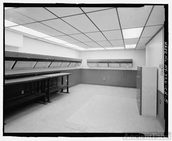 INTERIOR OF COMMUNICATIONS ROOM. VIEW TO NORTHEAST