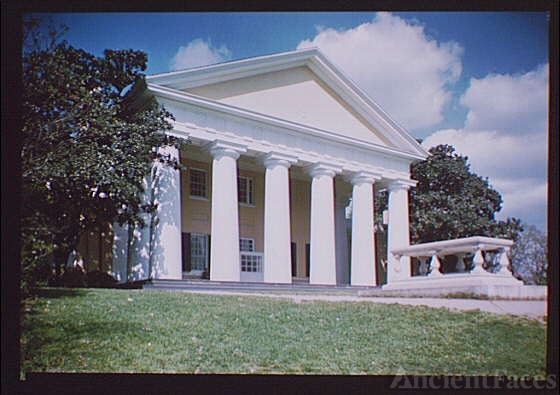 Arlington National Cemetery. Custis-Lee Mansion exterior...