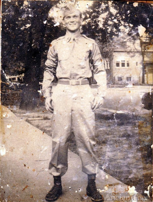 Thomas Leon Ellison Junior