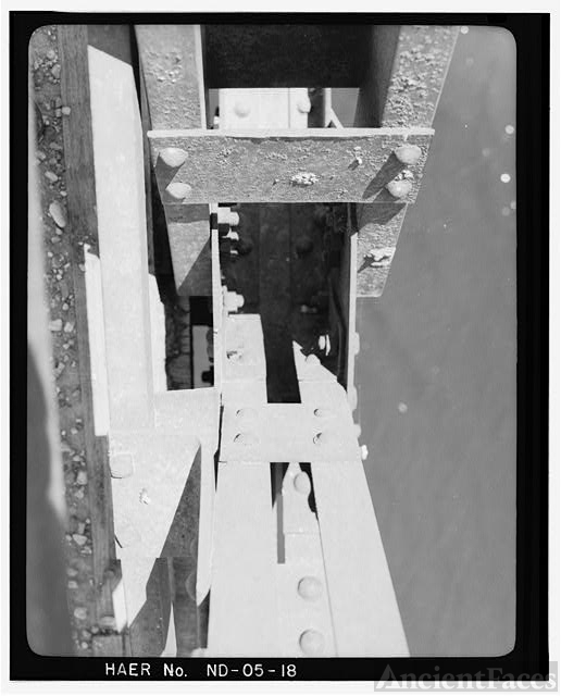 18. Detail view of lower gusset connection and diagonal