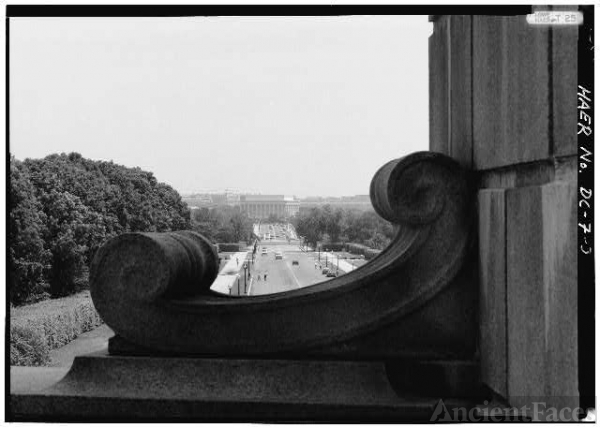 General view, showing detail atop hemi circle at southern...