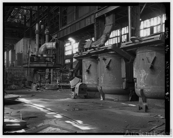 5. ELECTRIC FURNACE AND CHARGING BUCKETS (LADLE) IN SW...