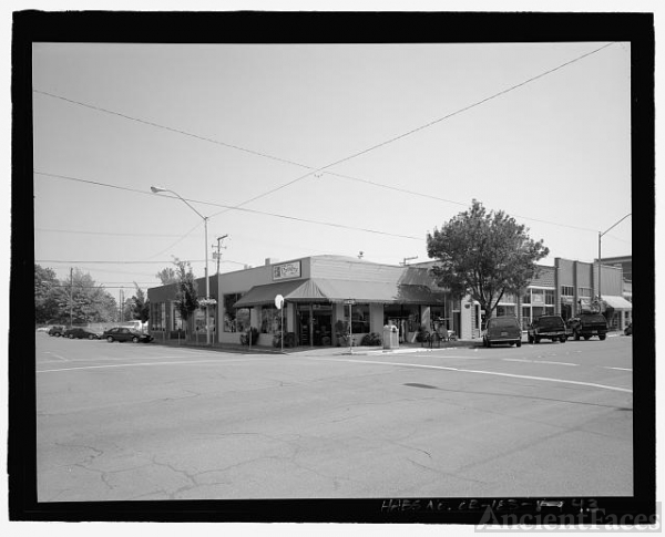 PERSPECTIVE VIEW OF THE C. 1940 COMMERCIAL STRUCTURE...
