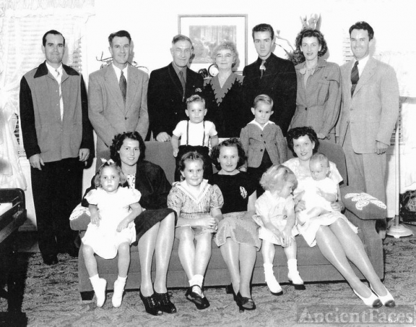 Carl & Hazel Hess Rogers Family