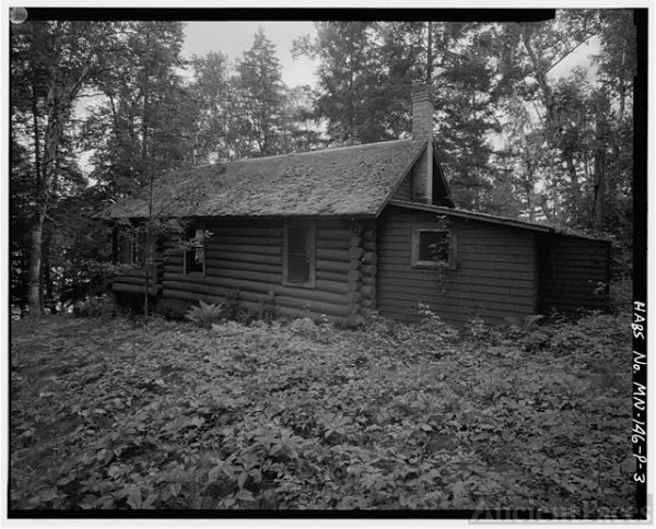 - Joyce Estate, Mary Louise Cabin, Chippewa National...