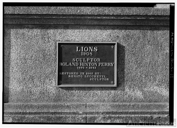 DETAIL OF PLAQUE DESCRIBING LION SCULPTURES BY ROLAND...