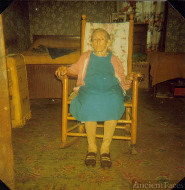 Harriet Lester Morgan, WV