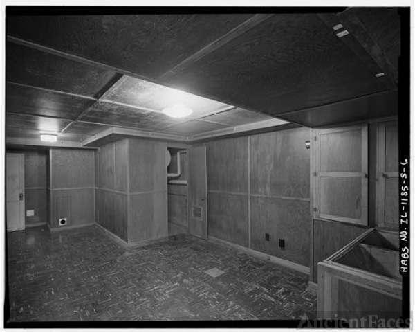 6. Basement, south room looking south. - Chanute Air...