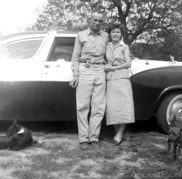 Charles Monroe Davis (Monroe)