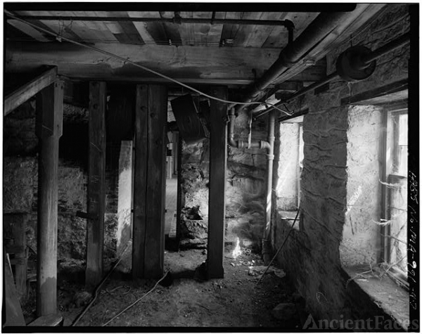 47. TIMBER SUPPORT SYSTEM IN CROWN MILL BASEMENT - Crown...