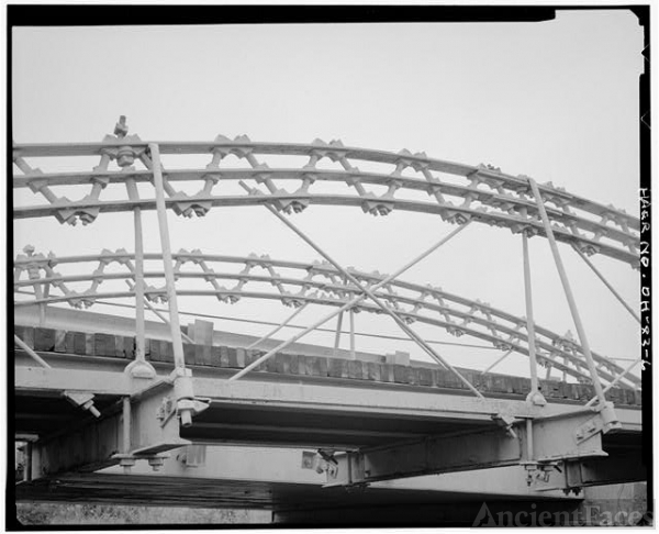 6. DETAIL VIEW OF TRUSS LOOKING WEST - Egypt Pike Bridge,...