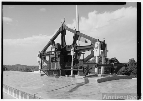 40. Oblique view of walking beam from starboard bow.