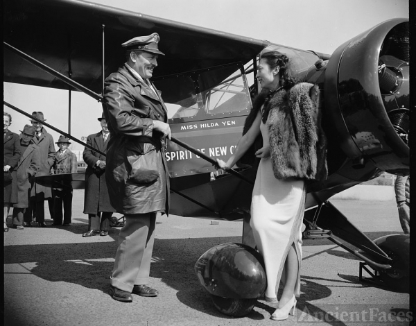 Colonel Roscoe Turner - Plane Presentation