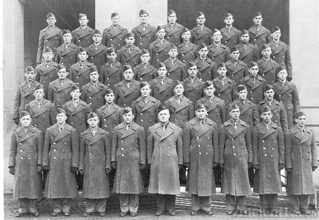 Basic training group in WWII