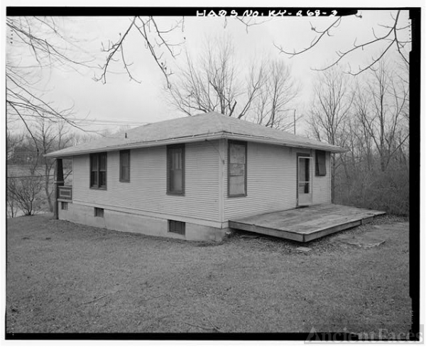 2. View of porch and east elevation of Lucas House....