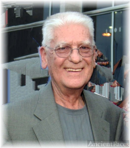 Lawrence Riley (1932 - 2008) - Kansas City, MO | 1 Memory, 4 Family ...