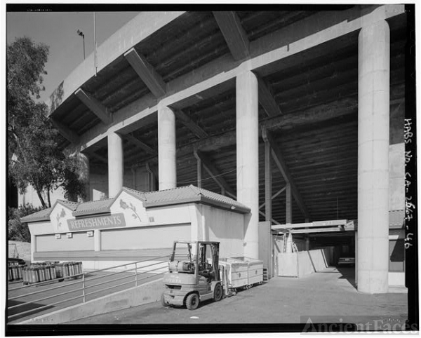46. EXTERIOR WEST SIDE CONCESSION STAND VIEW, FACING...
